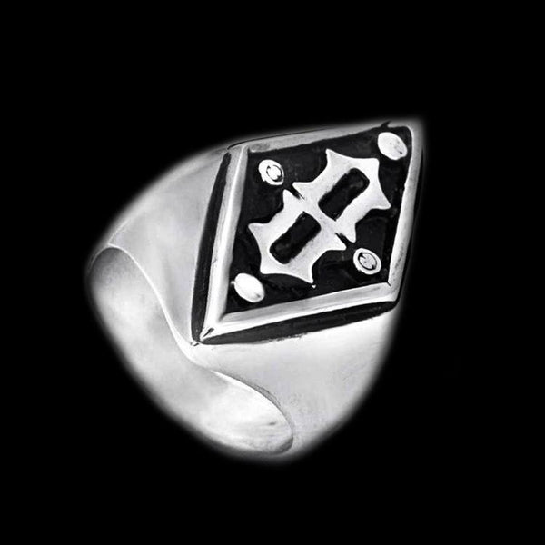 no-8-biker-ring-rings-rebelger-badass-jewelry_grande.jpg?v=1635062565